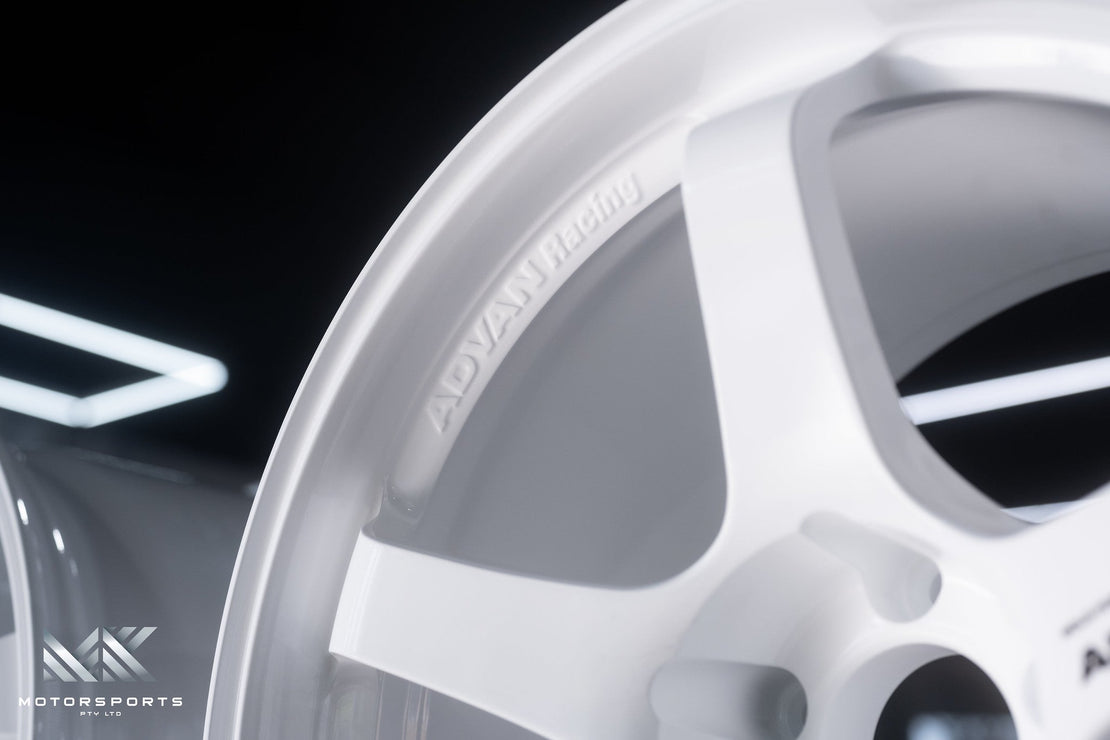 Advan GT 18x11 +15 5x114.3 Racing White - Professionally Refurbished ...